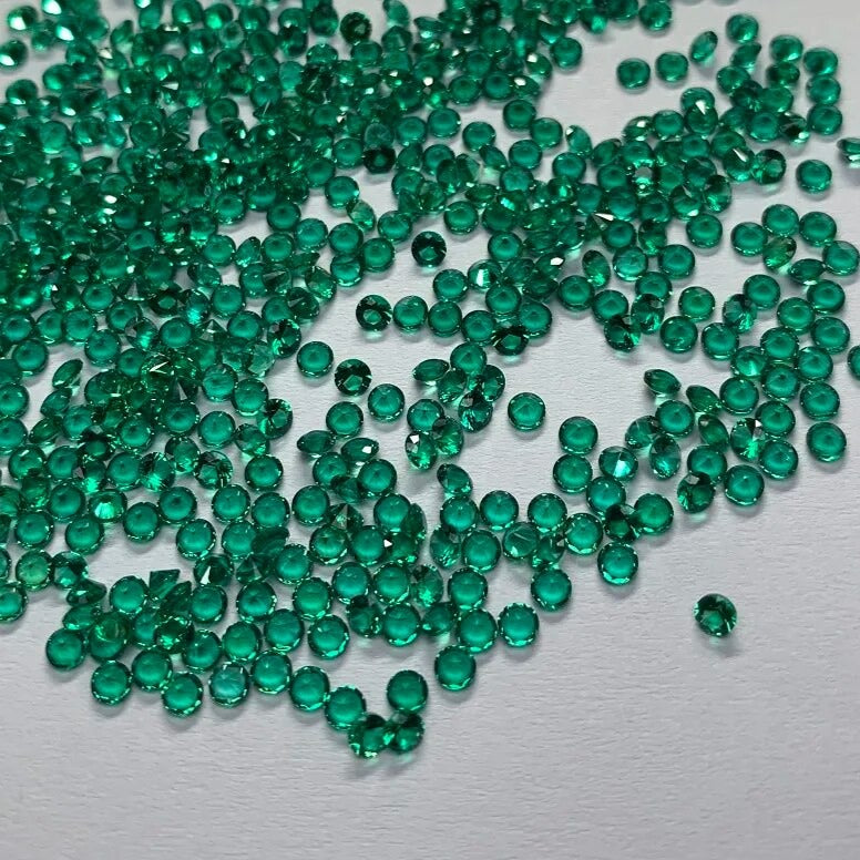 Loose Emeralds. 0.8mm to 3.0 mm. Round Shape. Lab-Grown Emerald Gemsto ...